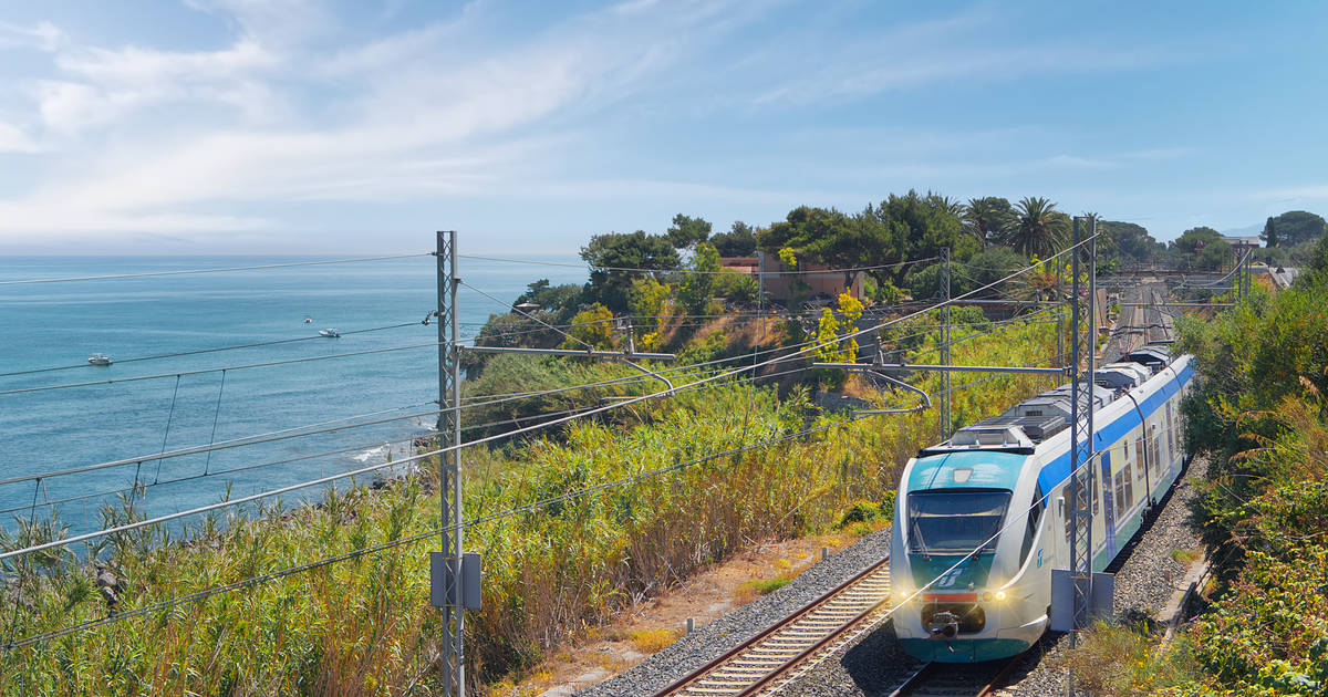 Trains in Sicily - Map and tips | Sicily - All in one Place